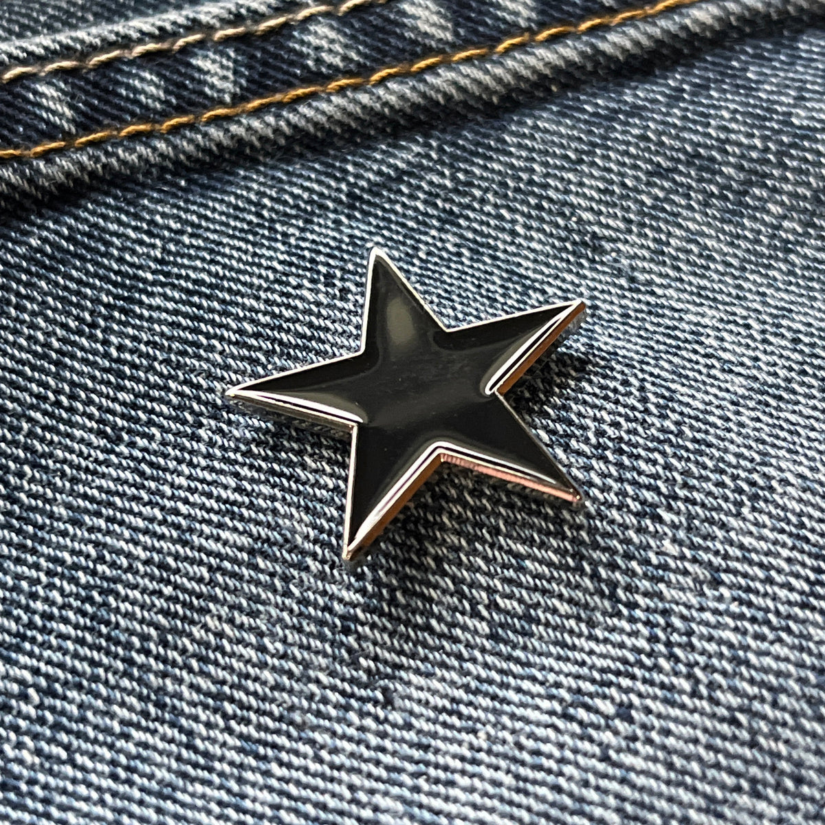 Metal & Enamel Black Star Pin Badge with Secure Locking Back – PATCHERS