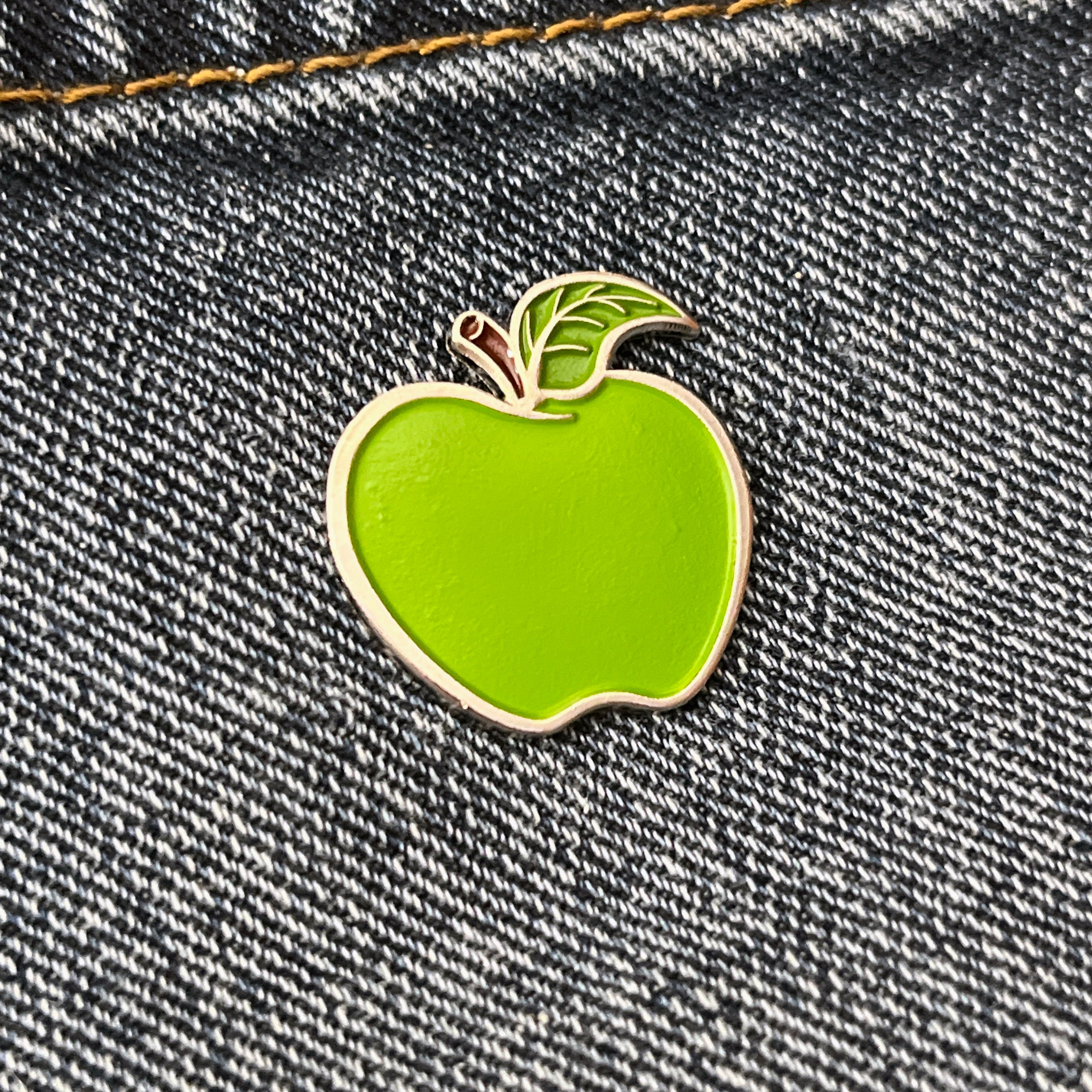 Metal & Enamel Green Apple Pin Badge with Secure Locking Back – PATCHERS