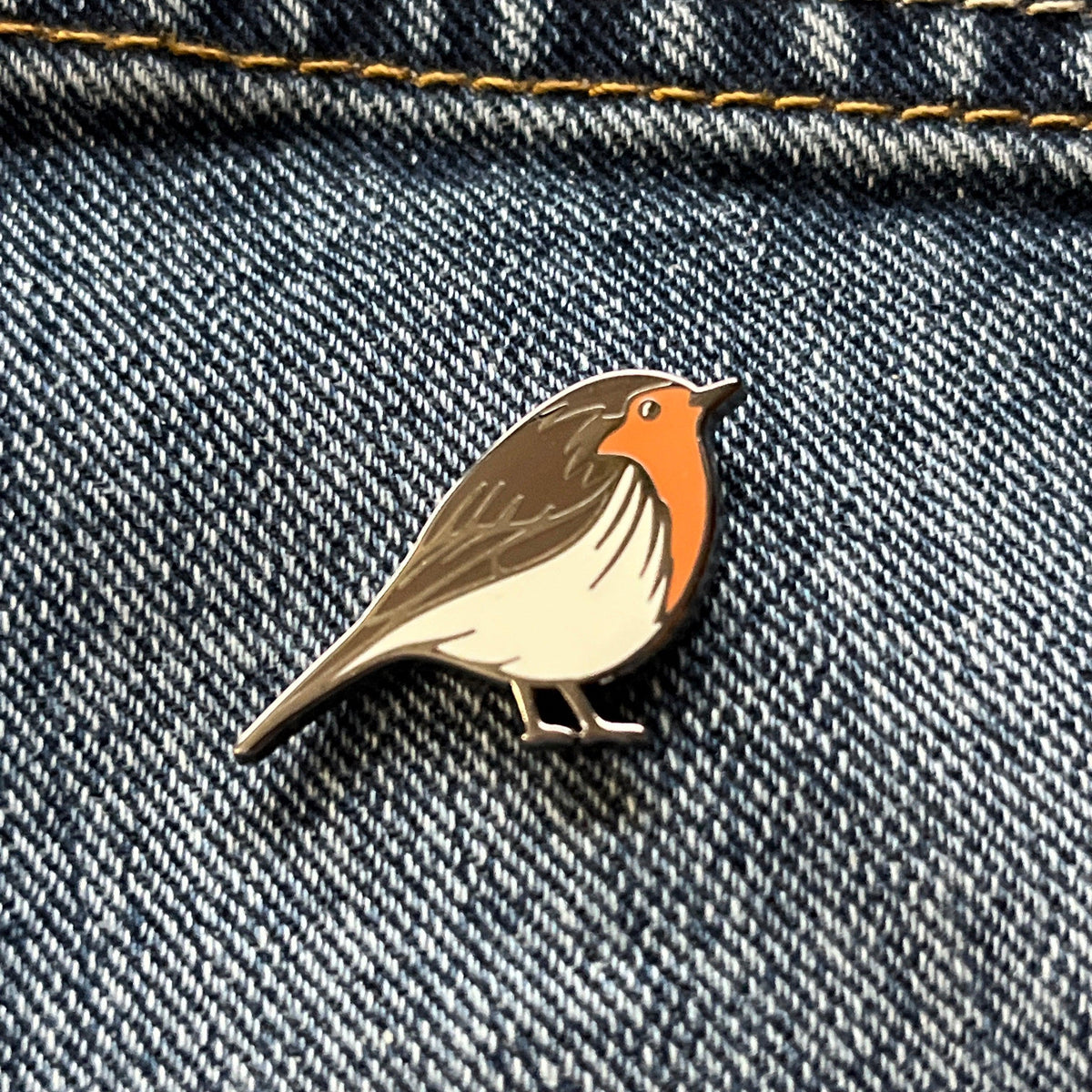 Metal & Hard Enamel Robin Red Breast Bird Pin Badge with Locking Back ...