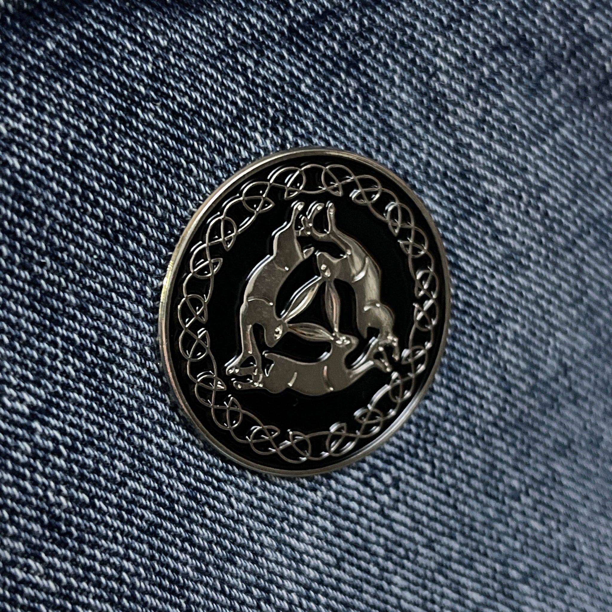 Metal & Enamel Triple Hare Pin Badge with Secure Locking Back – PATCHERS